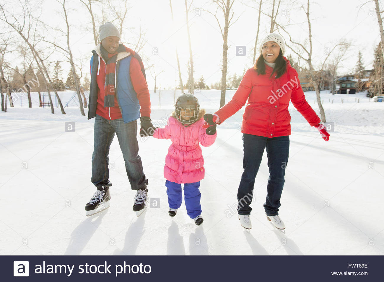 Ice skate child learn hi-res stock photography and images - Alamy