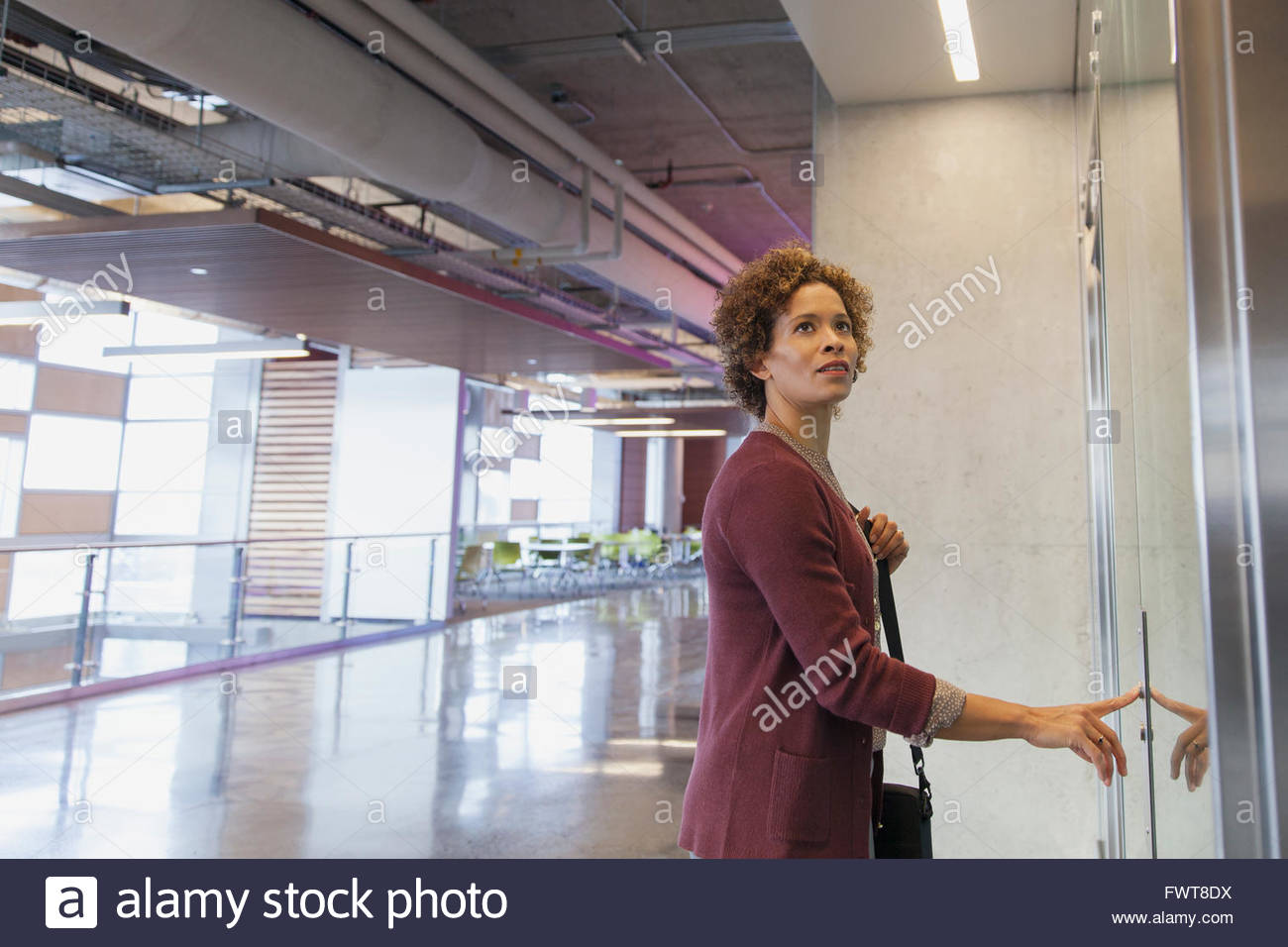 Button pushing hi-res stock photography and images - Alamy