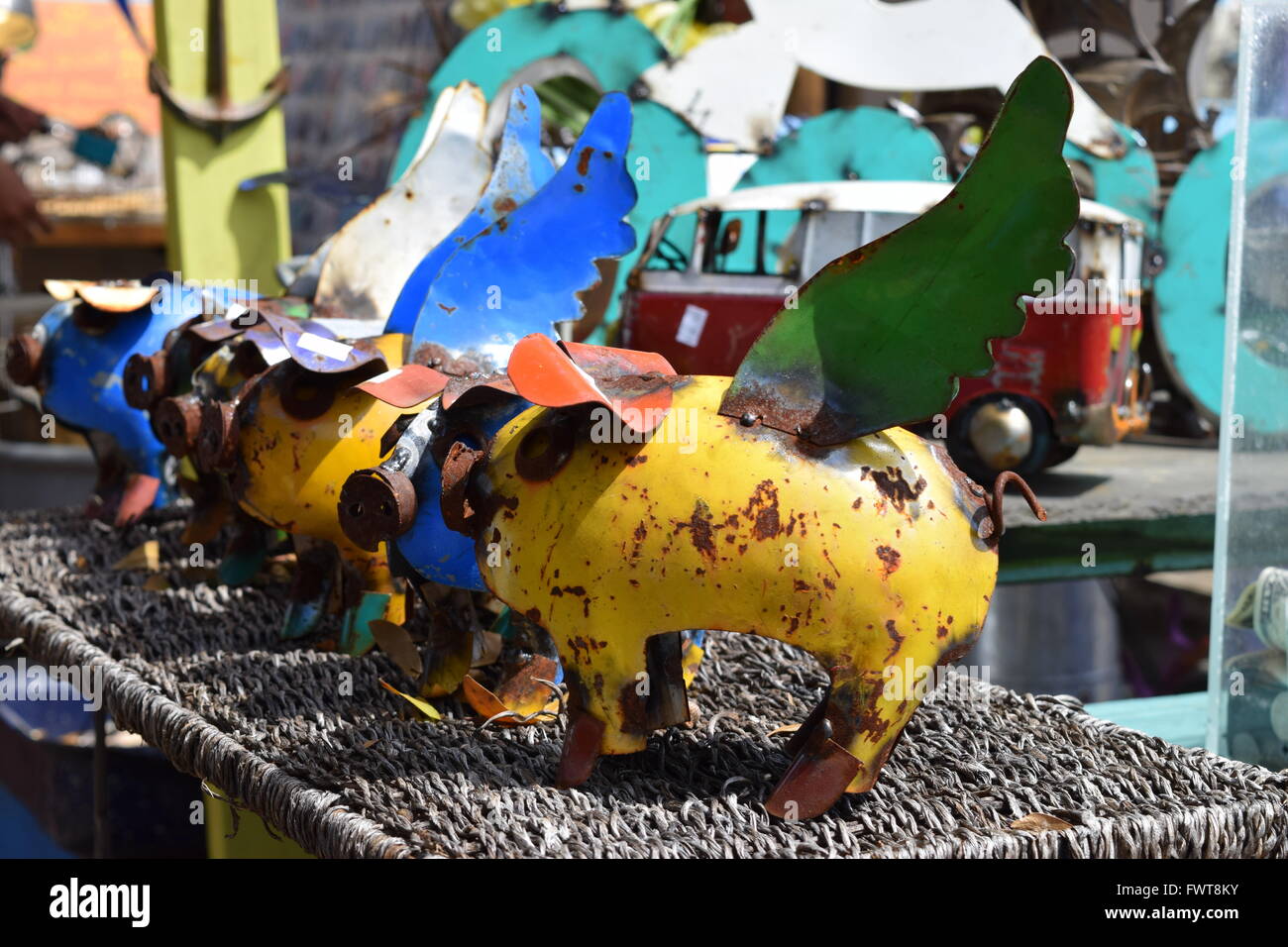 Pigs might fly hi-res stock photography and images - Alamy