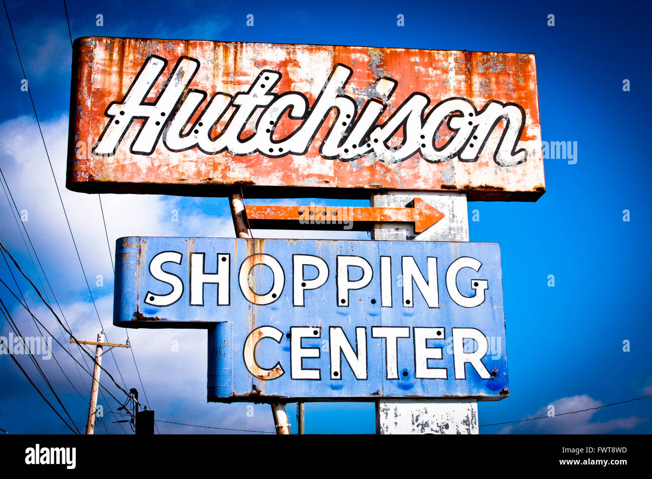 Sign old shopping center hi-res stock photography and images - Alamy