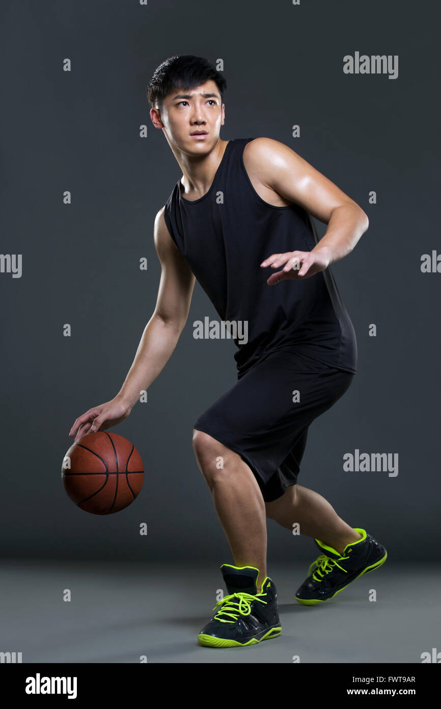 Asian basketball player young hi-res stock photography and images - Alamy