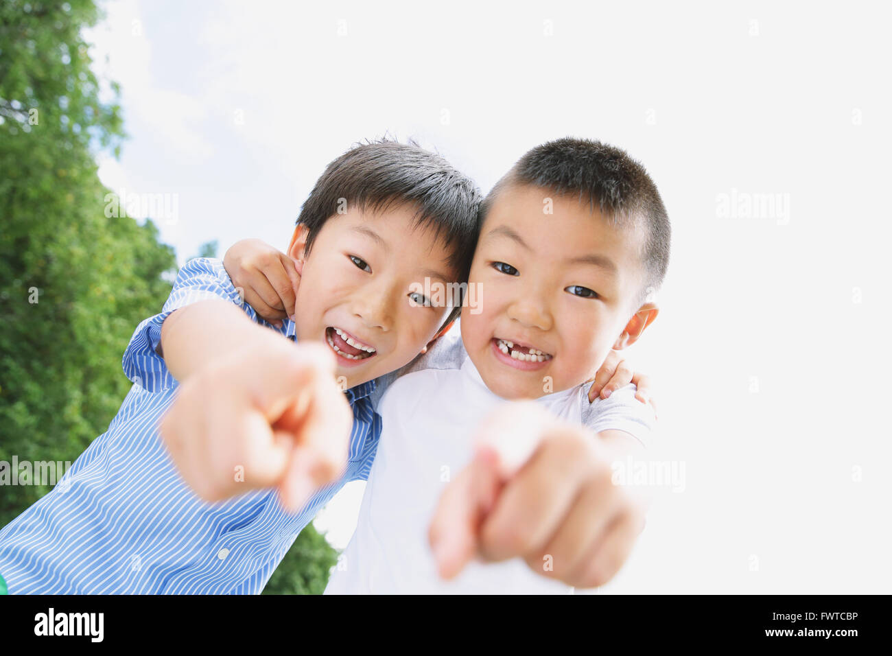 Kids and camera hi-res stock photography and images - Alamy