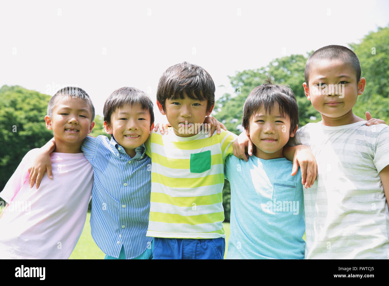 Five japanese school children hi-res stock photography and images - Alamy