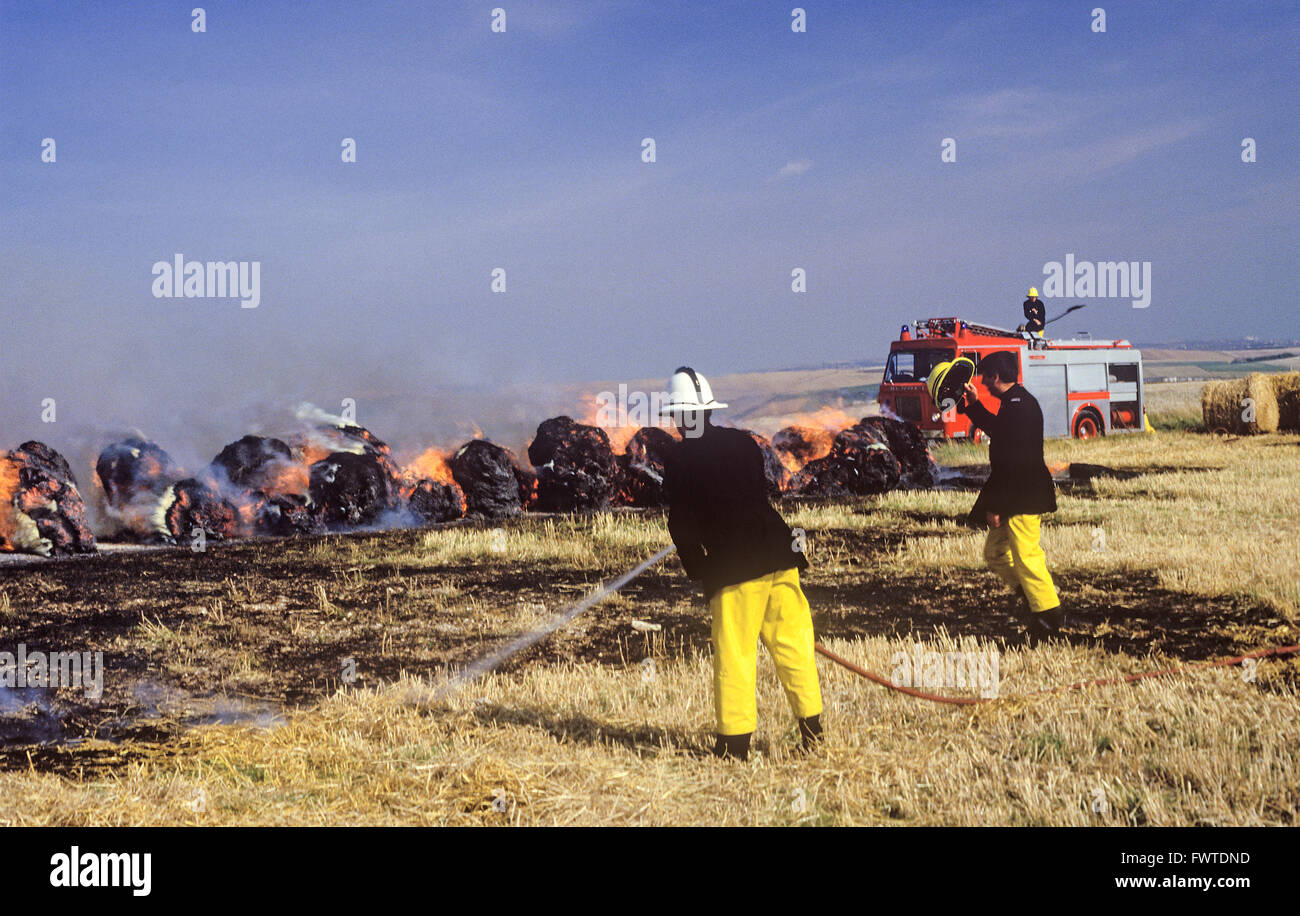 Straw Bale fire South Downs Stock Photo - Alamy