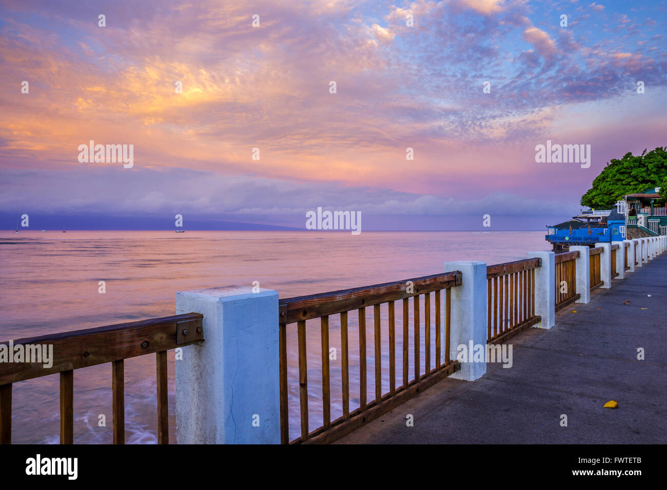 walkway along Lahaina waterfront Maui Hawaii Stock Photo - Alamy
