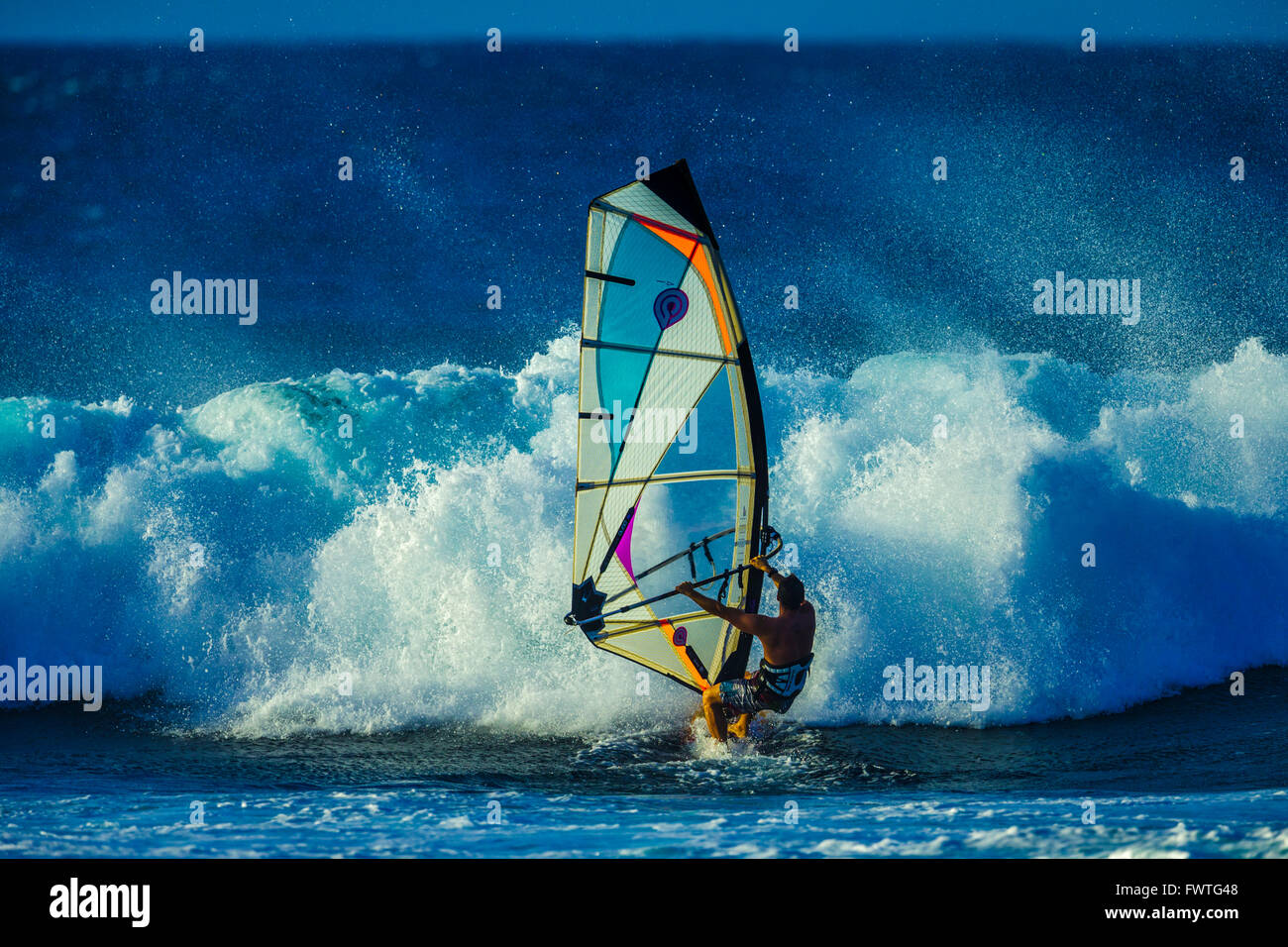 Maui activity hi-res stock photography and images - Alamy