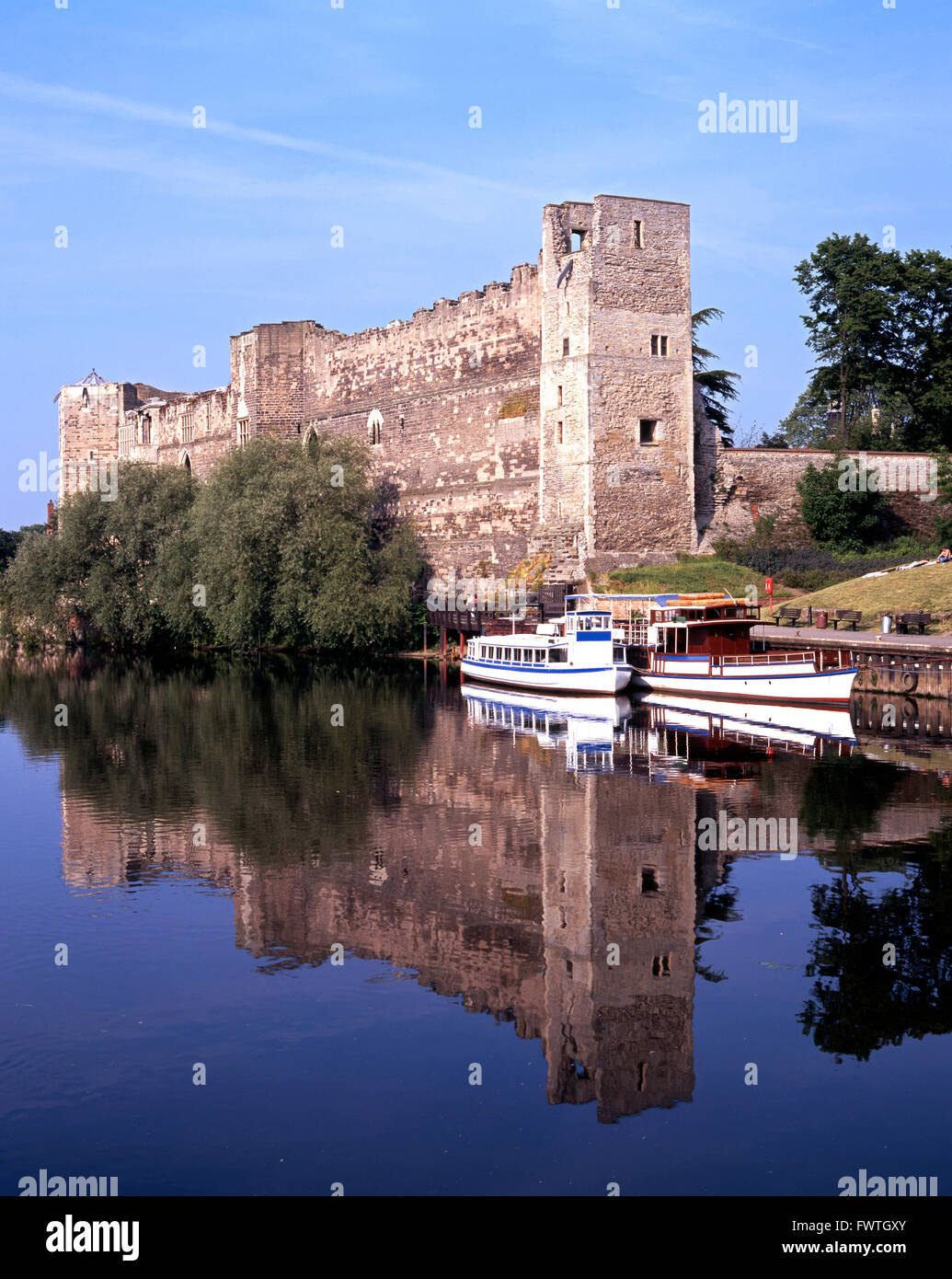 Newark Castle alongside the River Trent, Newark on Trent ...