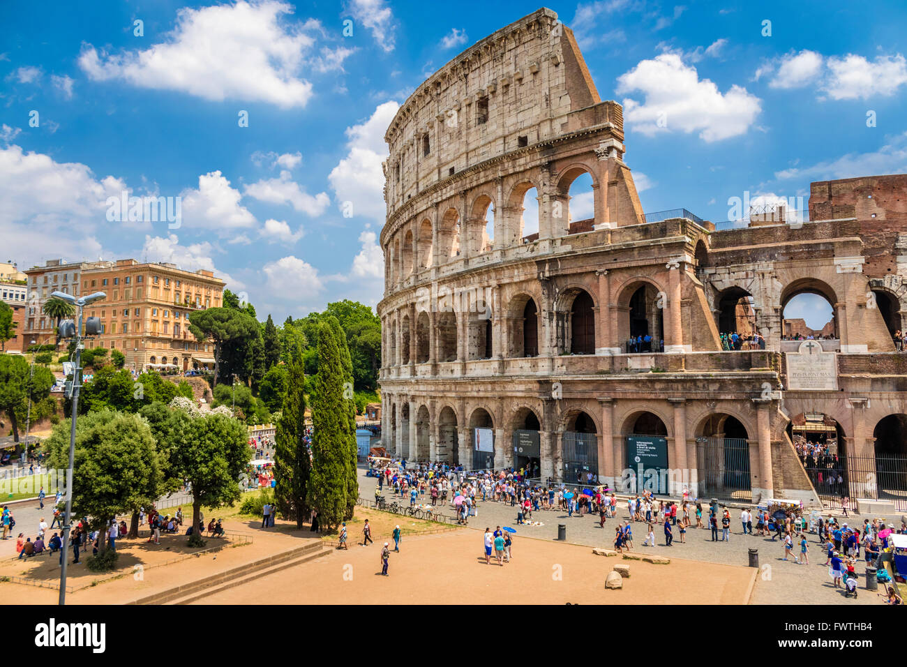Colosseum sky hi-res stock photography and images - Alamy