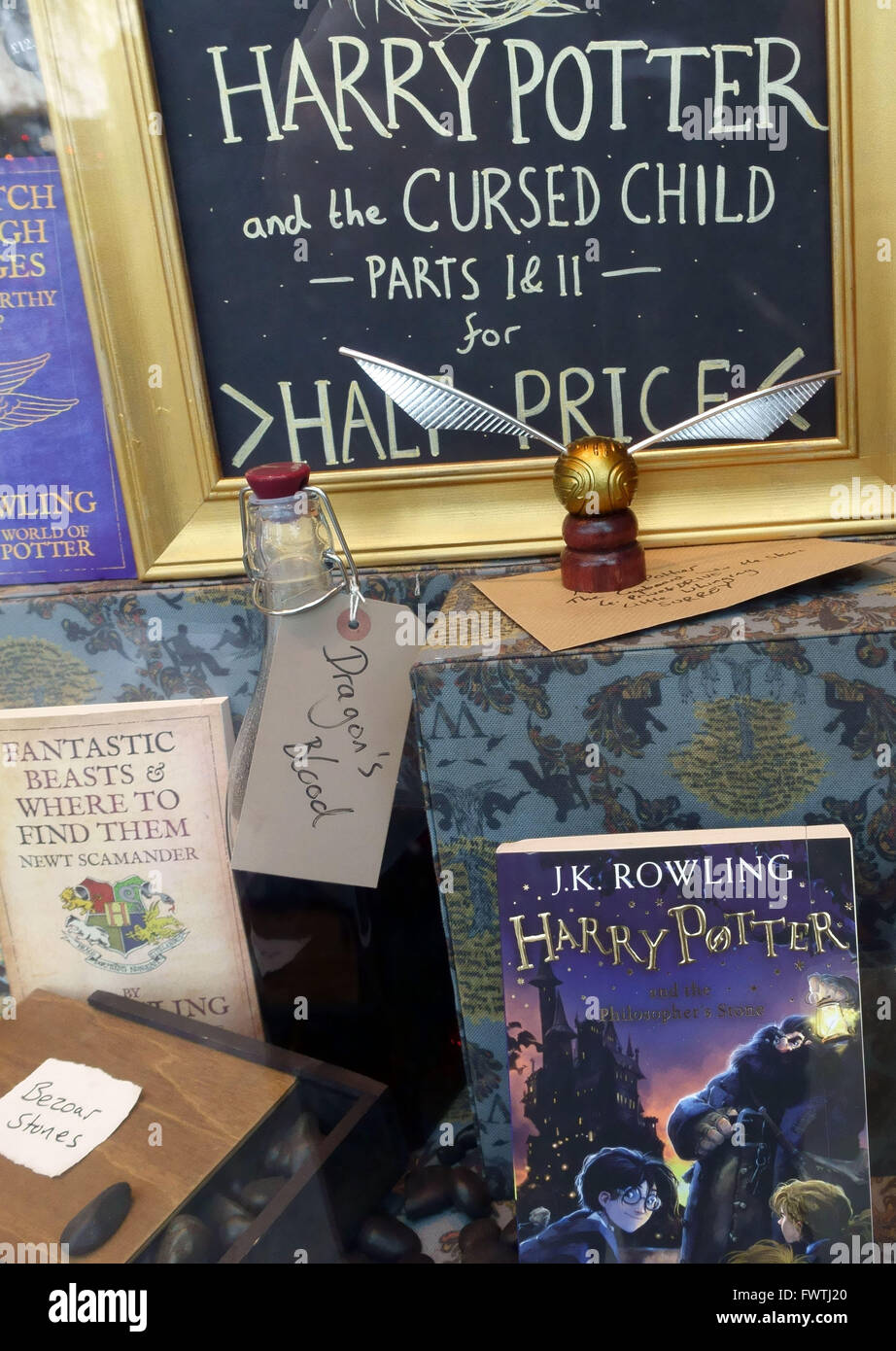 Harry Potter display in London bookshop window Stock Photo - Alamy
