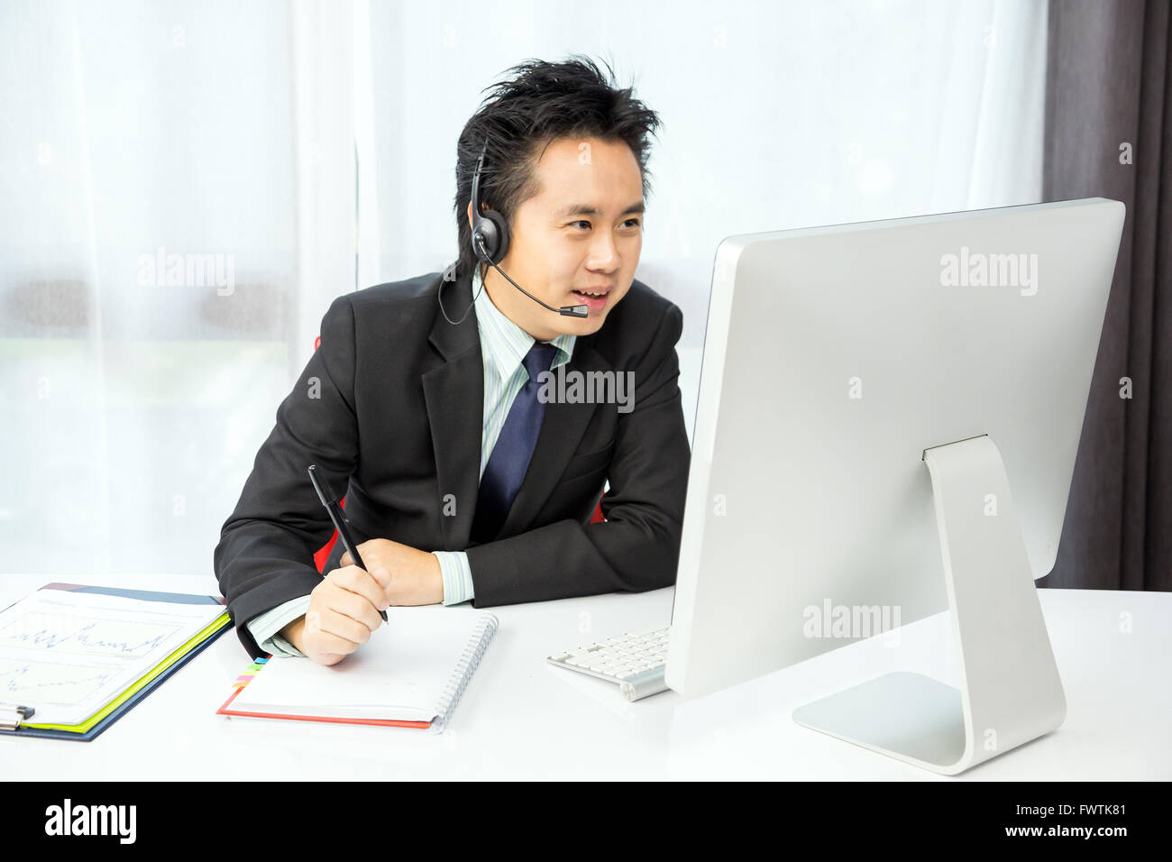 Tele conference hi-res stock photography and images - Alamy