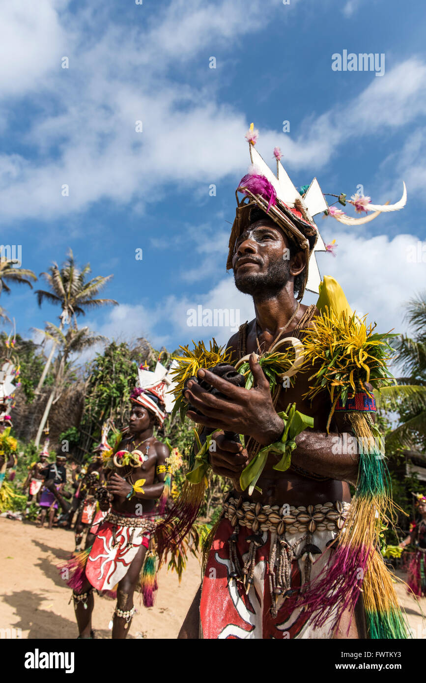 Papua new guinea tribe hi-res stock photography and images - Alamy