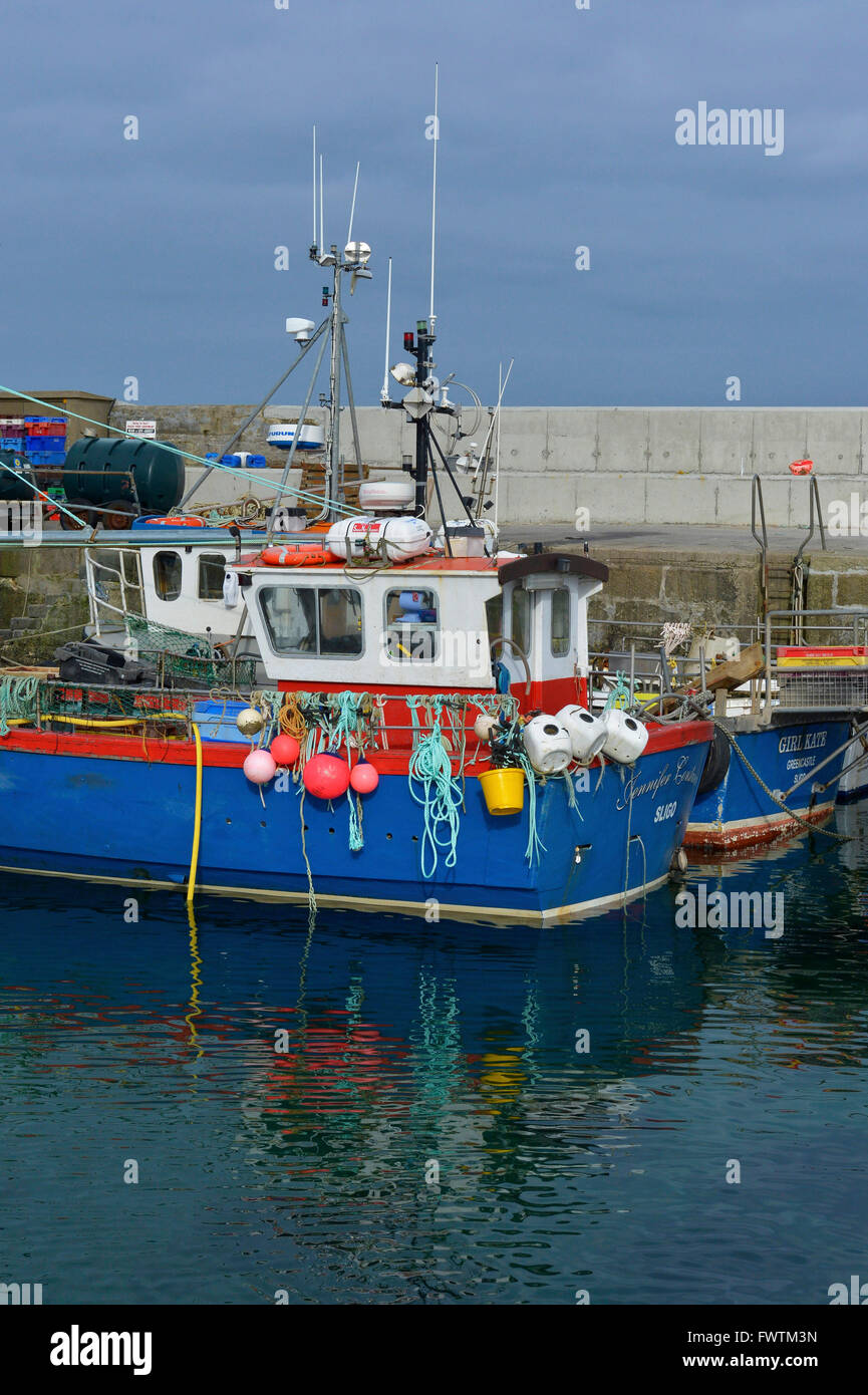 Fishing boat at Bunagee Pier, Culdaff. Inishowen, County Donegal ...