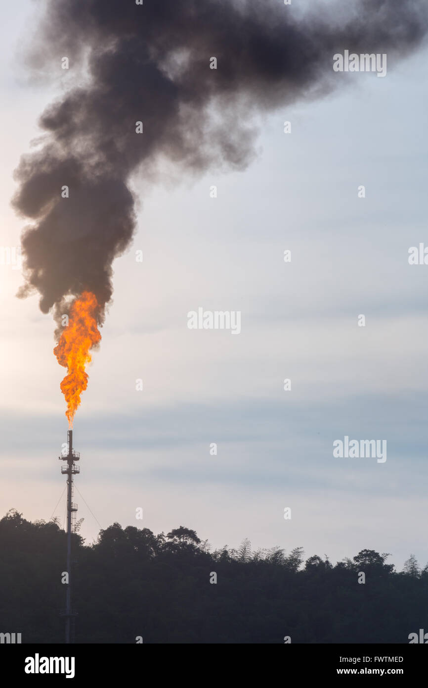 Distillation tower hi-res stock photography and images - Alamy