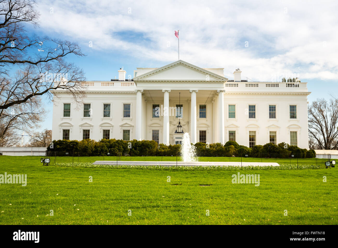 White house washington dc exterior hi-res stock photography and images ...