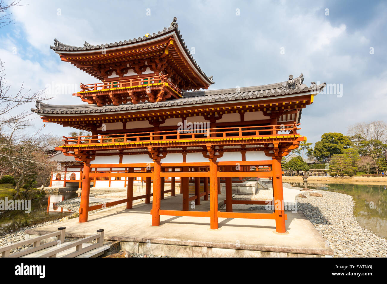 Byodoin temples hi-res stock photography and images - Alamy
