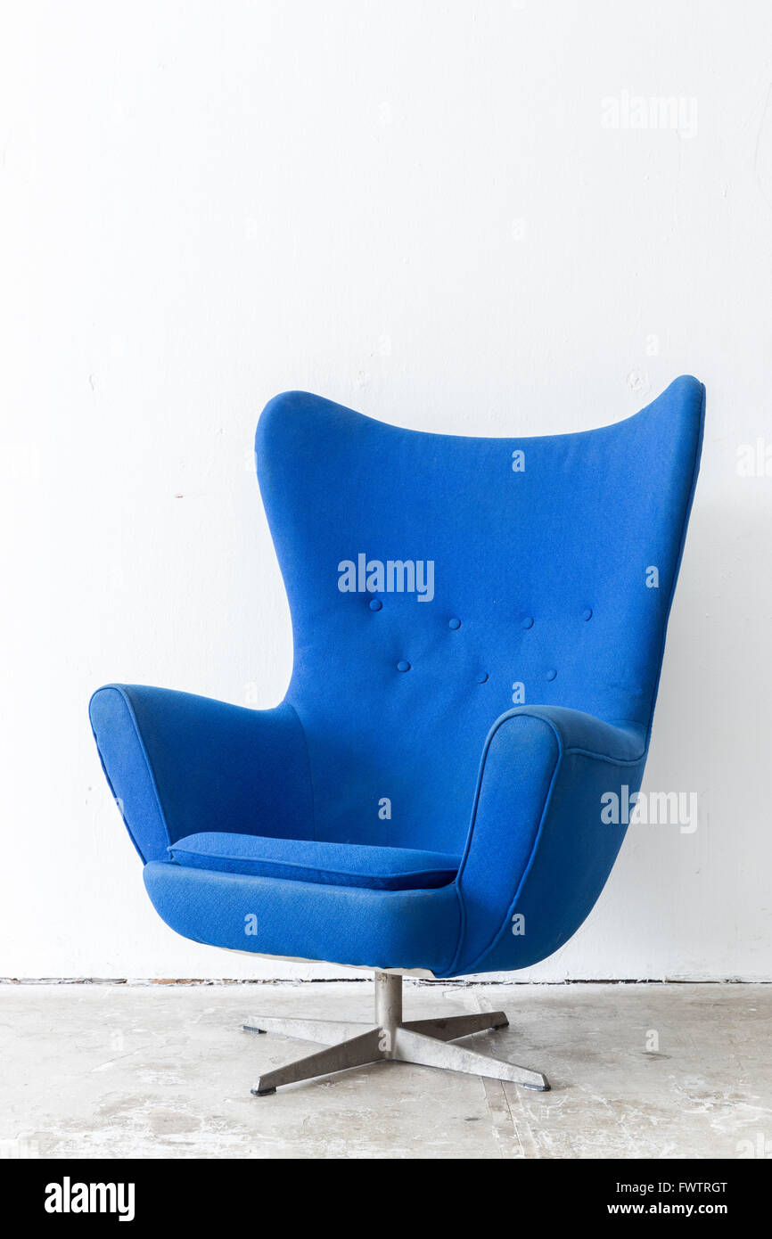 modern Blue Chair contemporary style in vintage room Stock Photo - Alamy