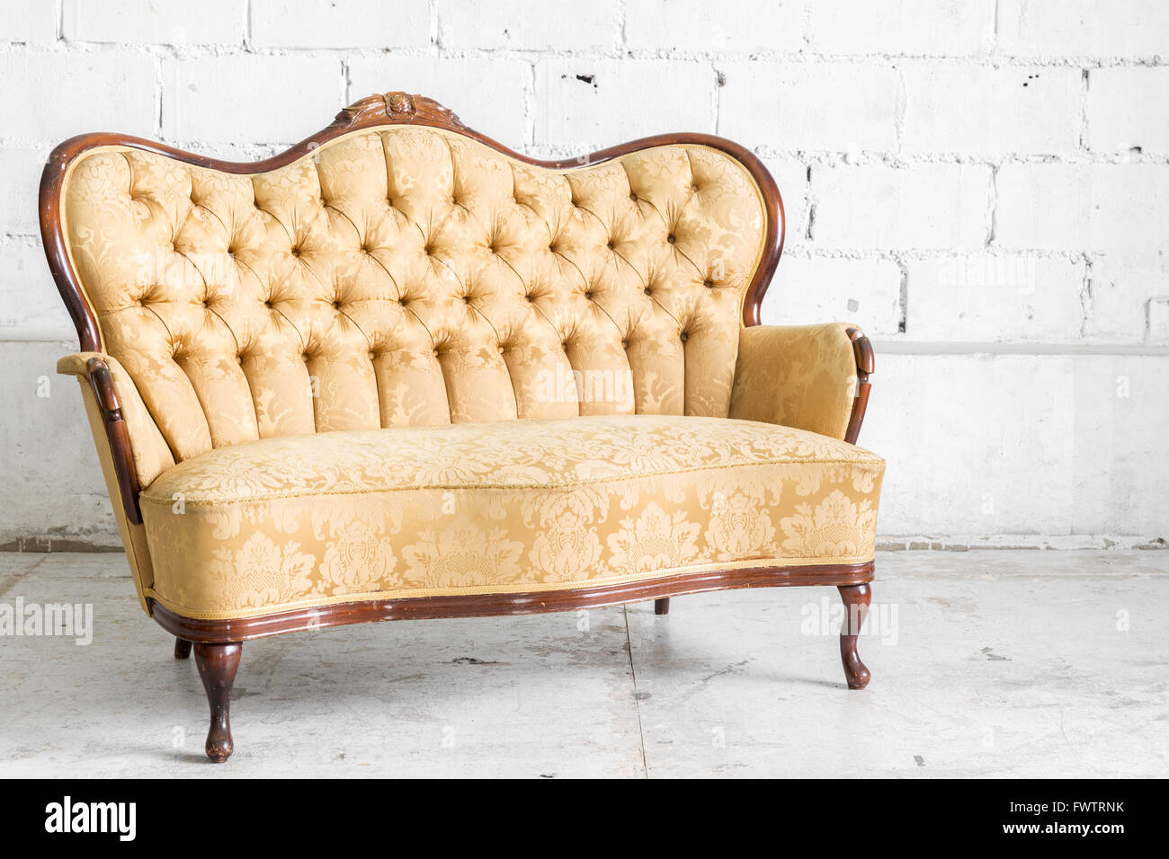 Brown retro classical style sofa hi res stock photography and images Alamy