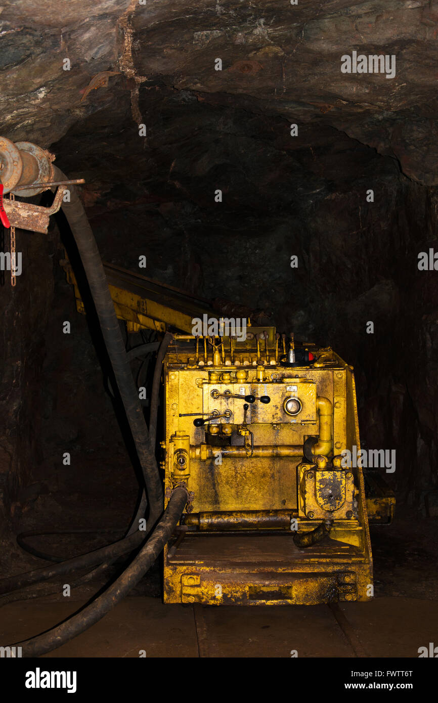 Picture taken underground mine in hi-res stock photography and images ...
