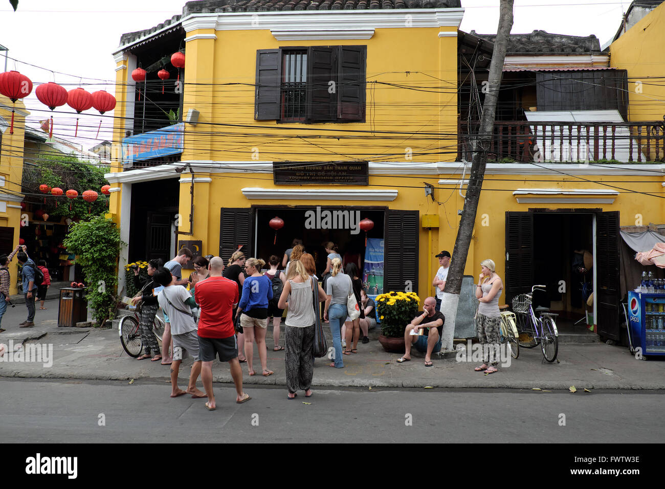 Group of people travel Hoian old town, ancient house, country heritage ...