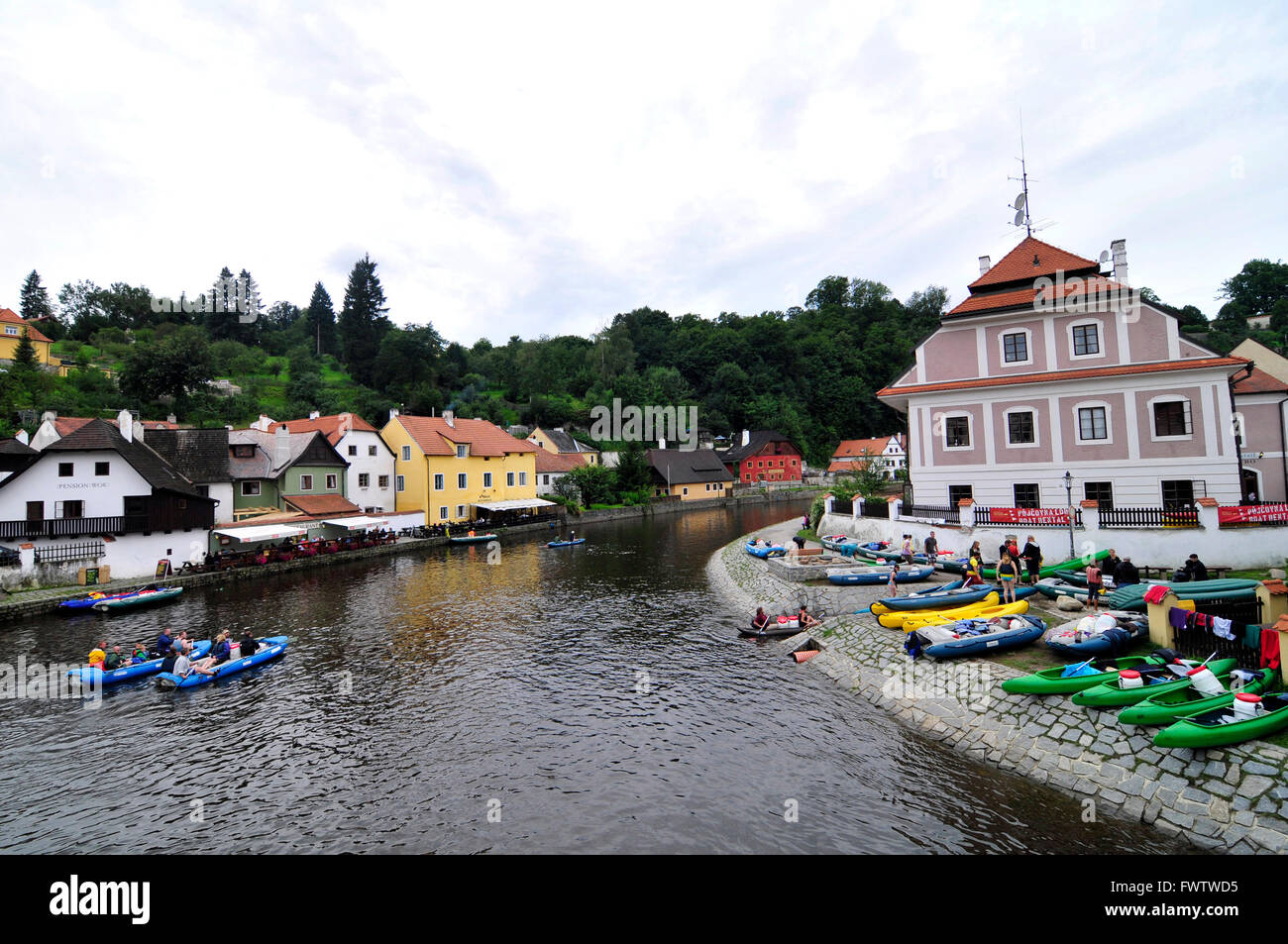 Rafting on the Vltava river in Cesky Krumlov Stock Photo - Alamy