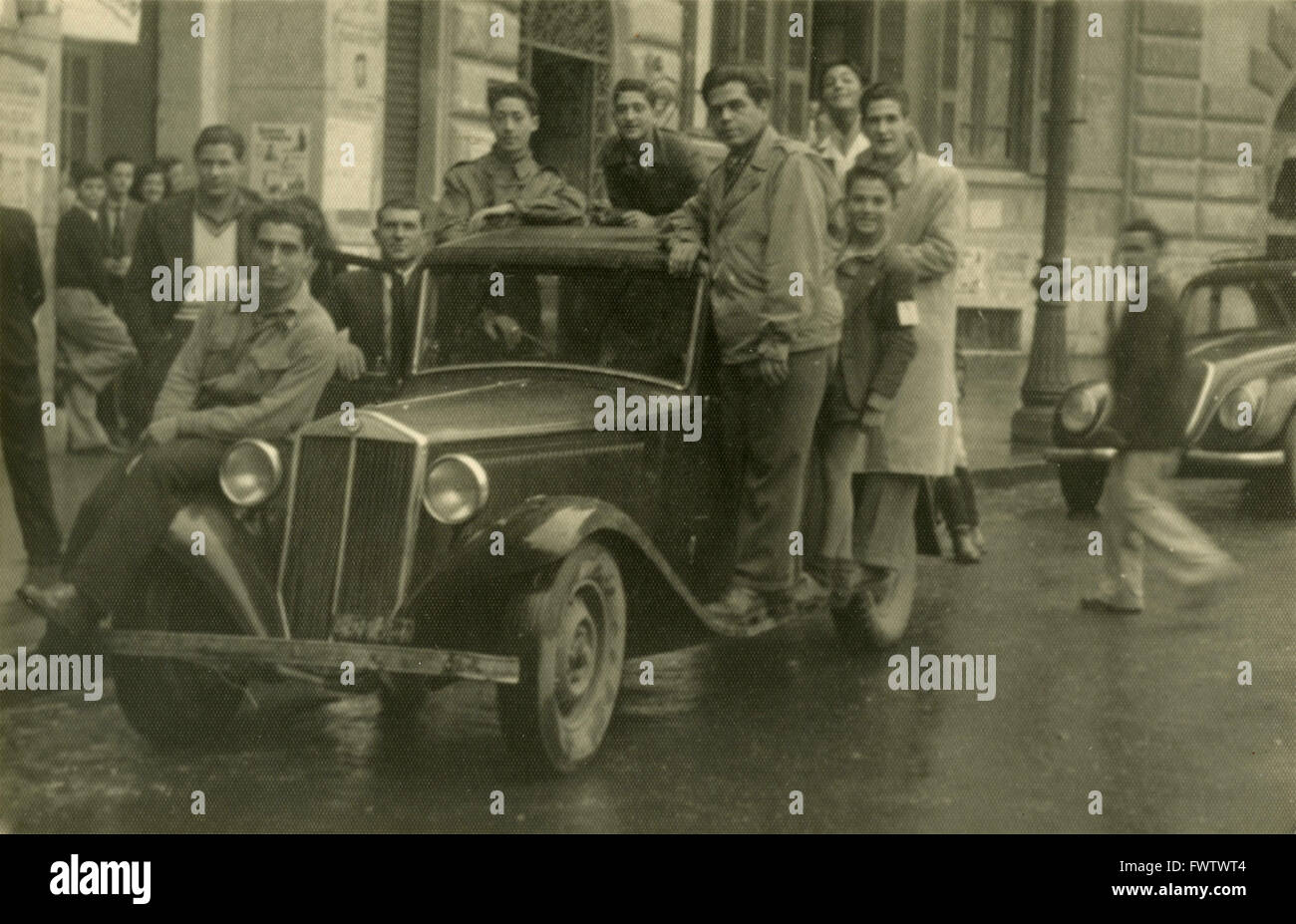 In front of the Polling Station during the elections of 1946, Rome ...
