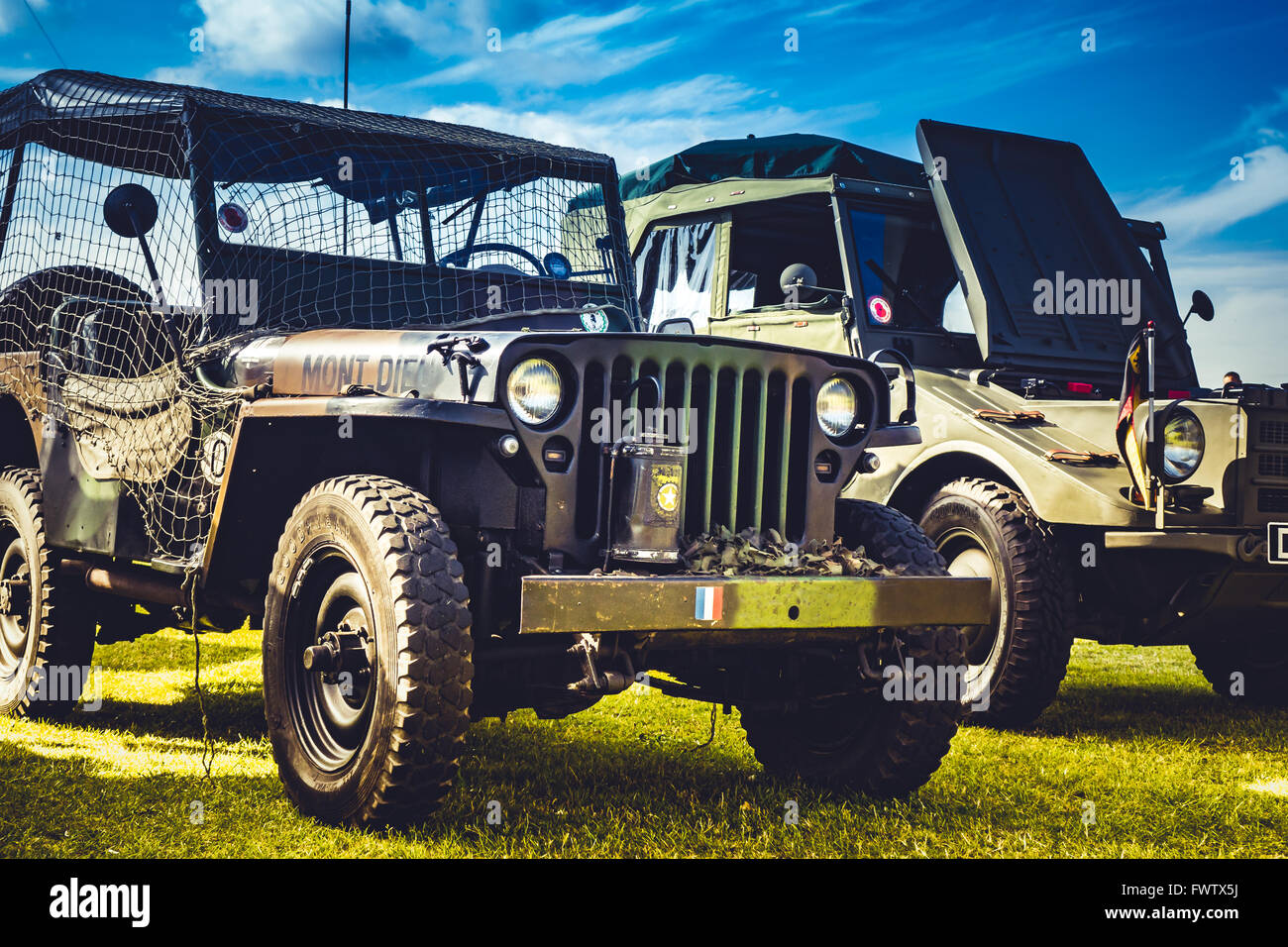 American military vehicles hi-res stock photography and images - Alamy