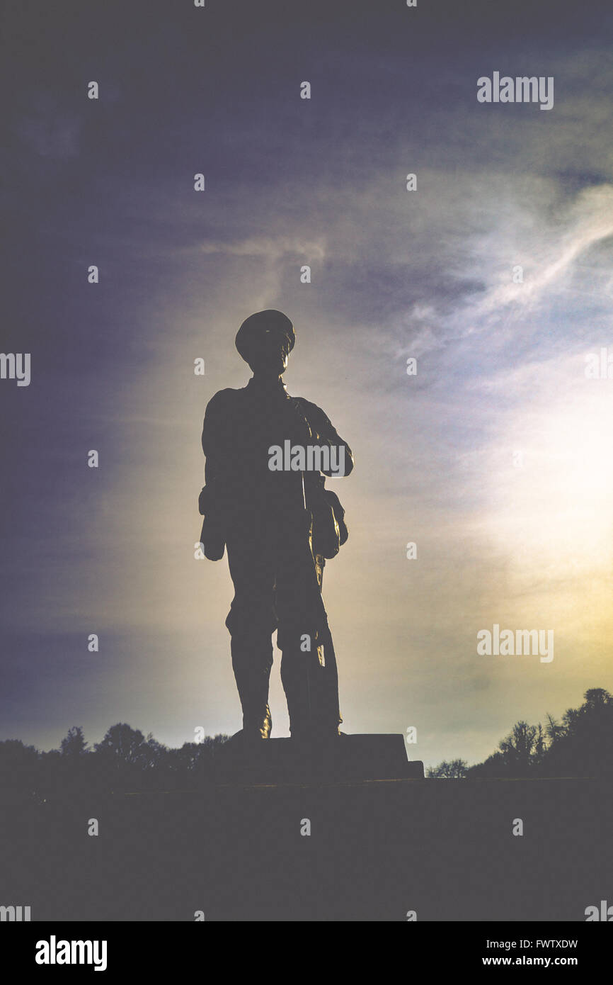 Ww1 memorial hi-res stock photography and images - Alamy