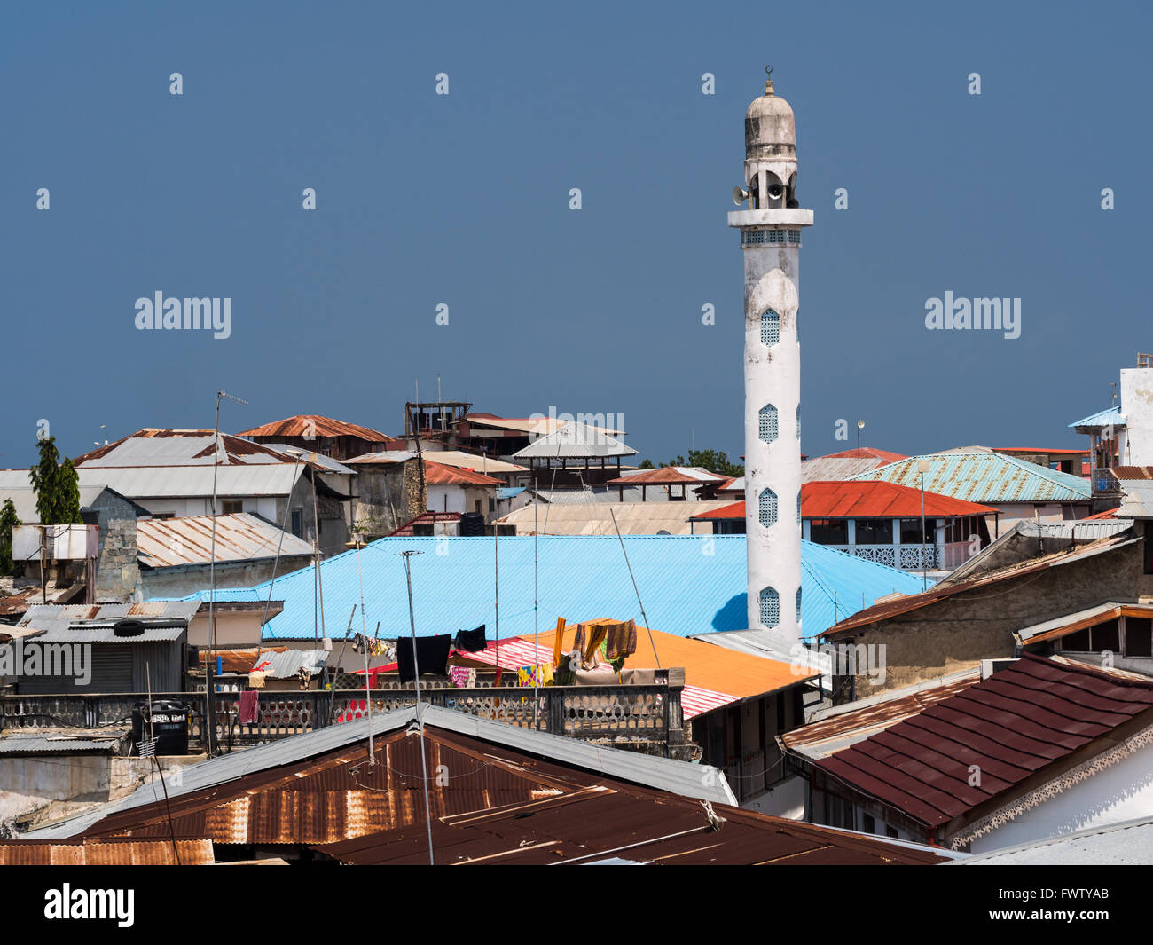 Stone town zanzibar mosque hi-res stock photography and images - Alamy