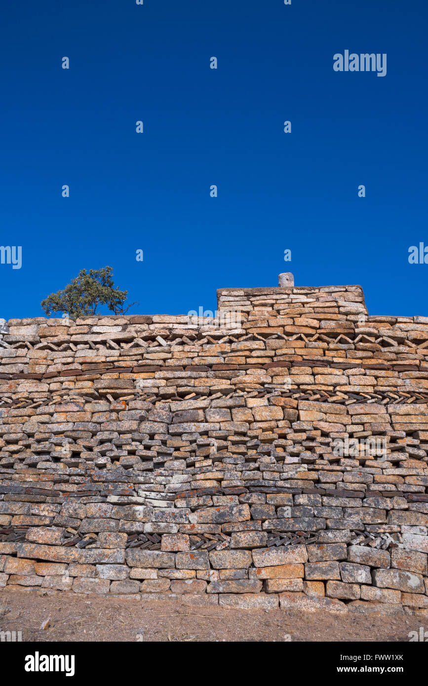 Naletale ruins in zimbabwe hi-res stock photography and images - Alamy