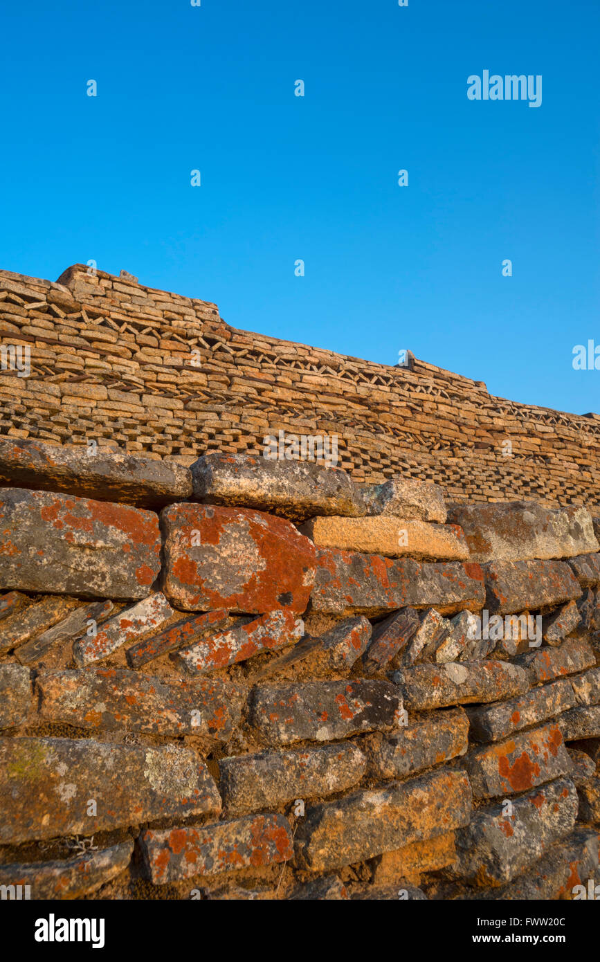 Naletale ruins in zimbabwe hi-res stock photography and images - Alamy