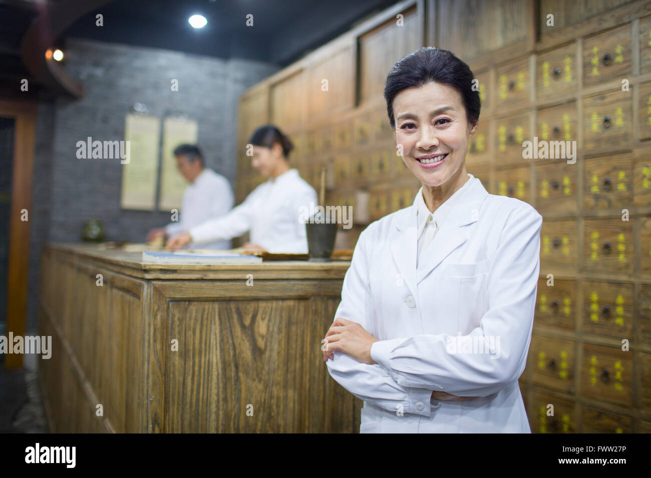 Chinese medicine cabinet hi-res stock photography and images - Alamy