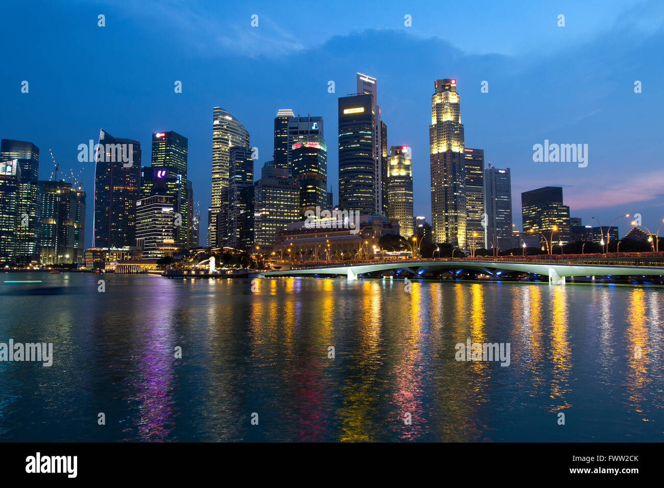 Marina bay at night in Singapore Stock Photo - Alamy