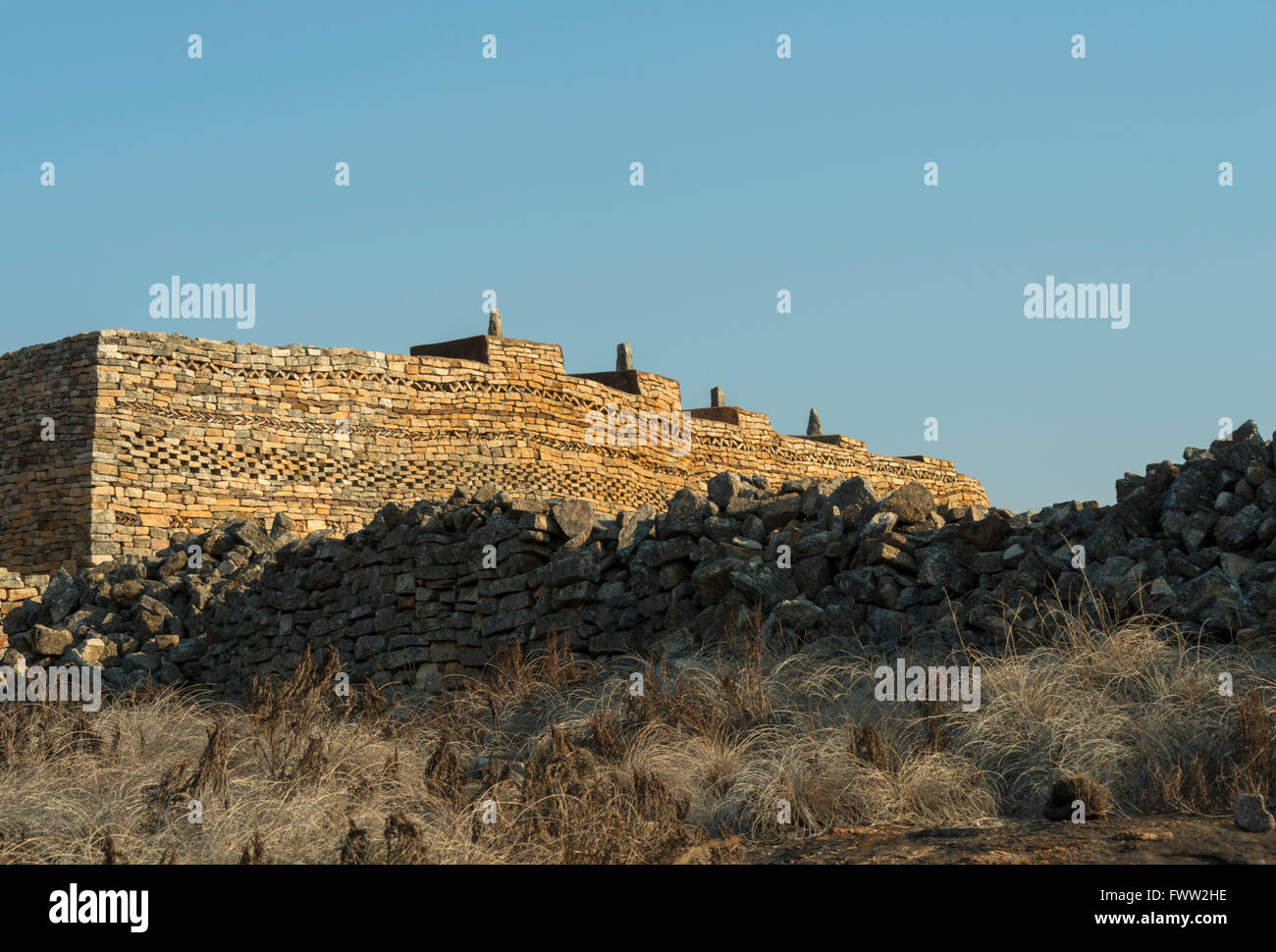 Naletale ruins in zimbabwe hi-res stock photography and images - Alamy