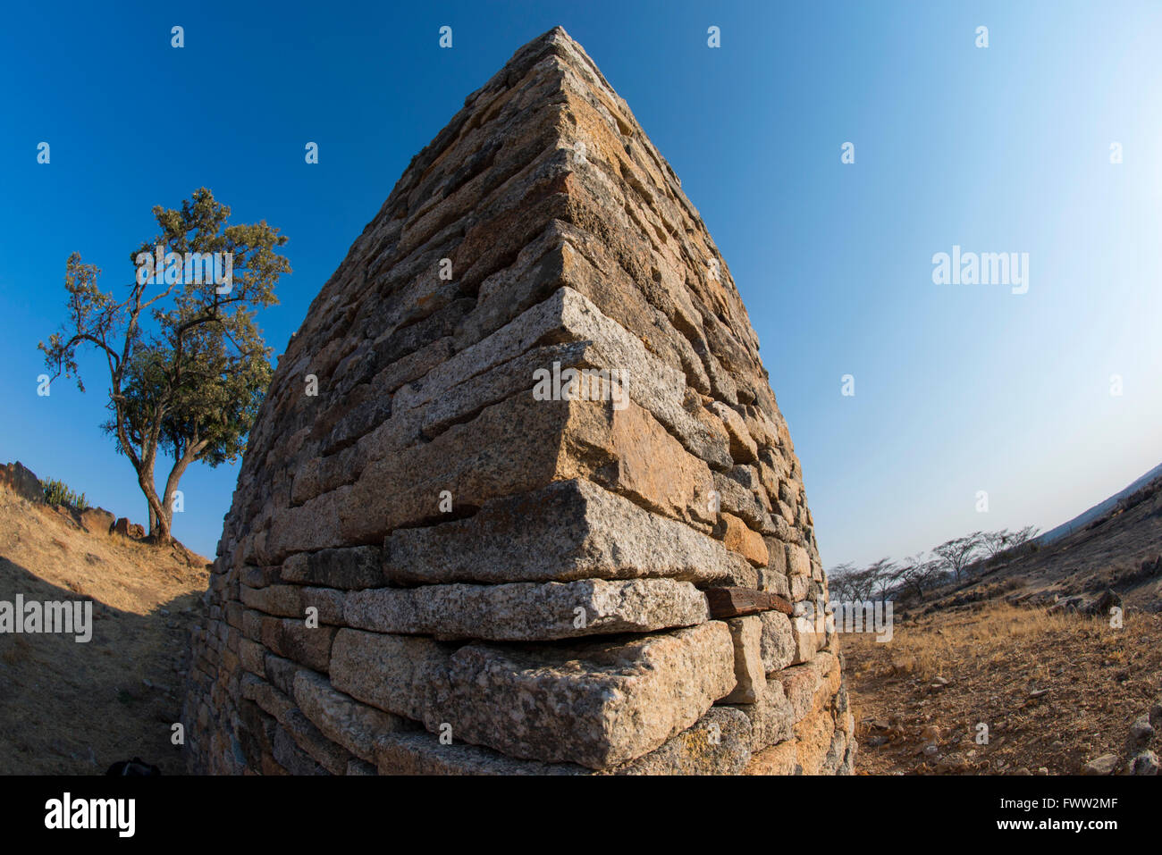 Naletale ruins in zimbabwe hi-res stock photography and images - Alamy