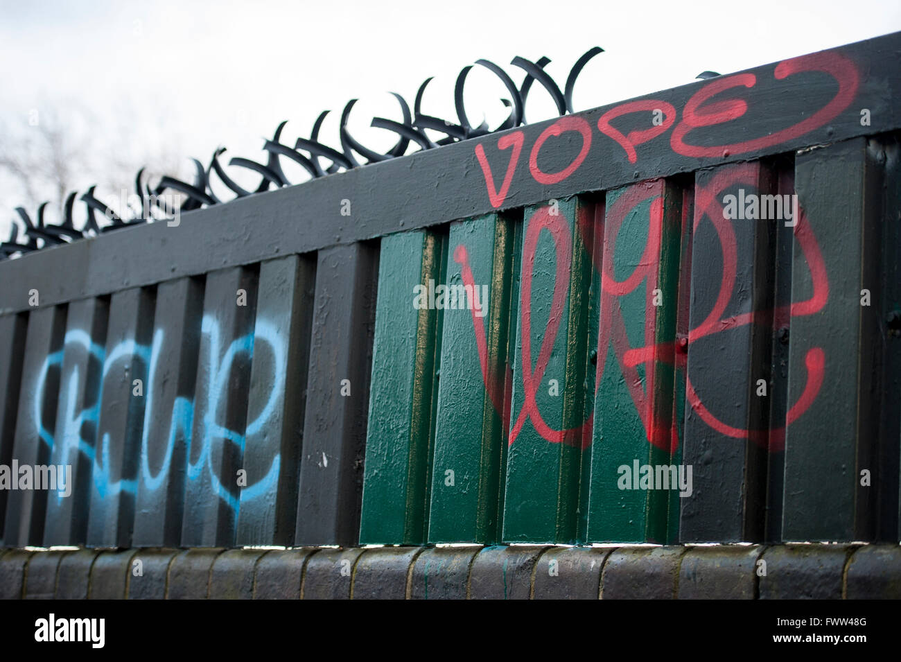 Graffiti tag tags deface hi-res stock photography and images - Alamy
