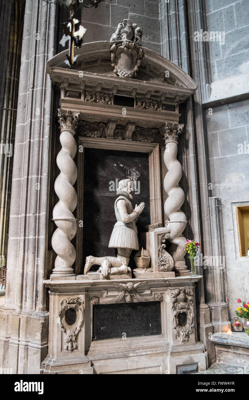 Statue in Chapel,Chapelle Saint Joseph within Cathedral of St Just and ...