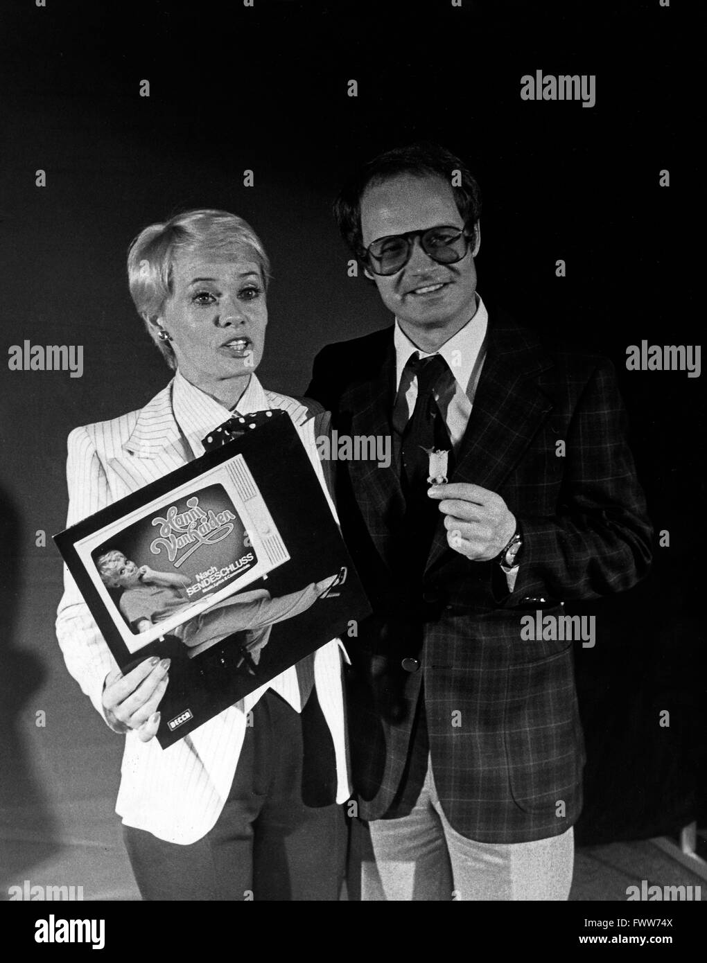 Fernsehansagerin und Moderatorin Hanni Vanhaiden mit Schauspieler Til ...