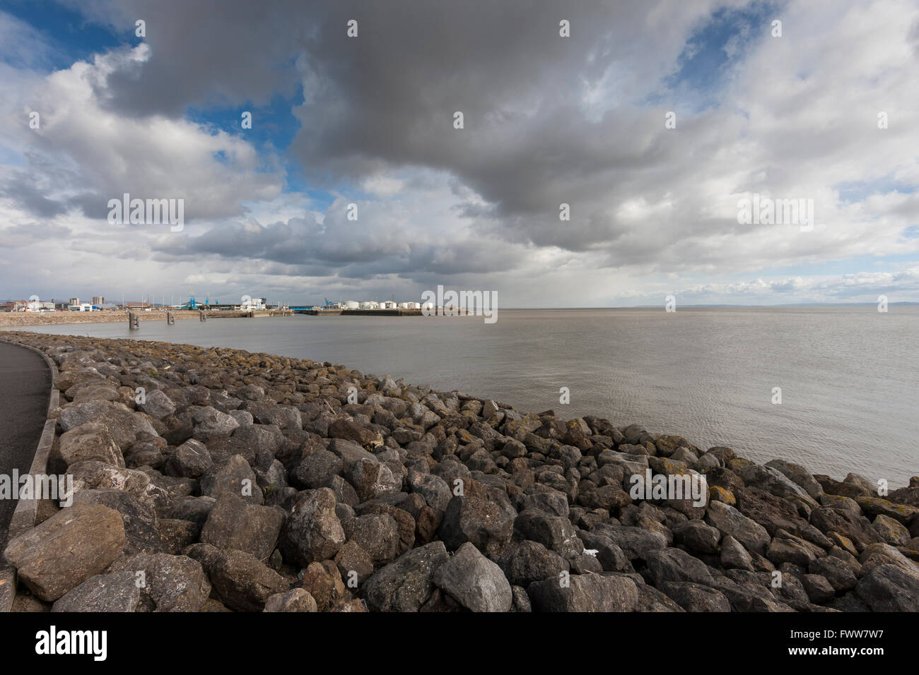Penarth barrage and Cardiff Bay marina development Stock Photo - Alamy