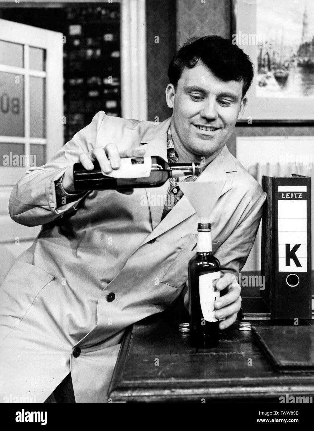 Ohnsorg Theater, Stück "Hoppla, nu kommt Hannes", Theaterstück ...