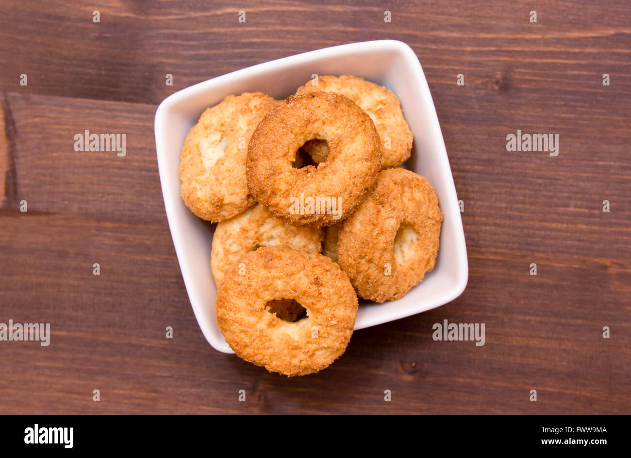 Square cake from above hi-res stock photography and images - Alamy