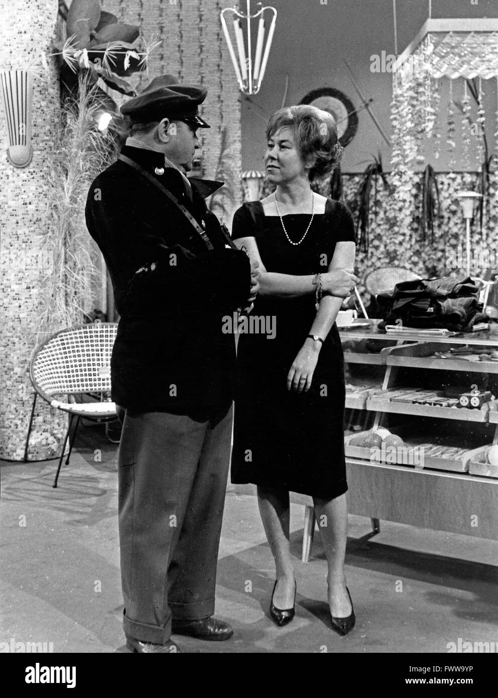 Szenenfoto mit Deutschern Schauspielerin Eva Maria Bauer und Willy ...