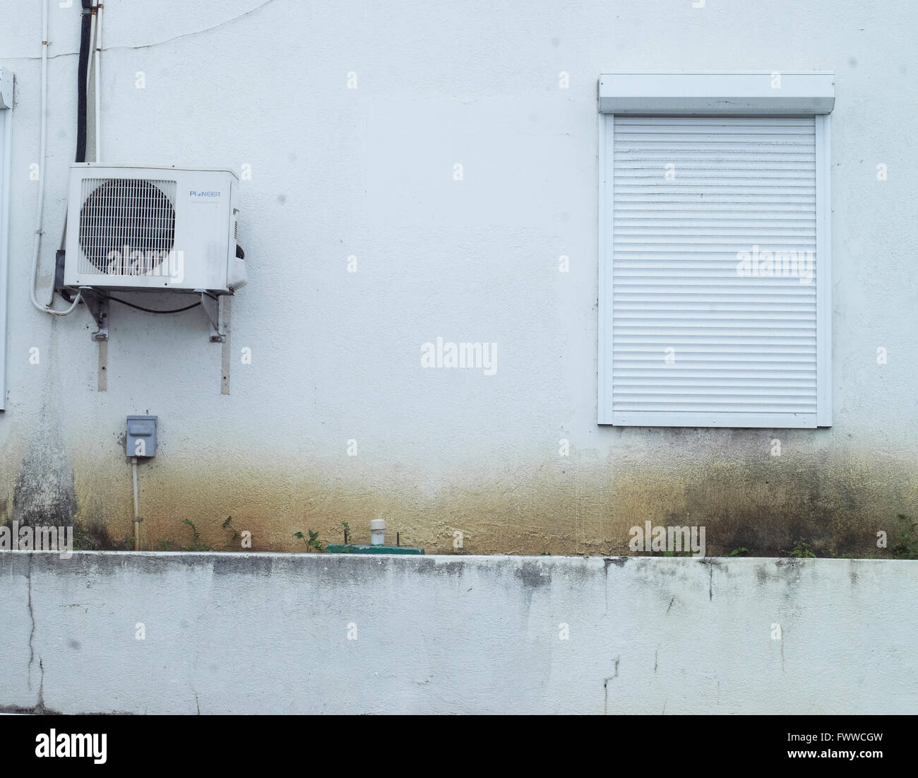 Air conditioning unit caribbean hi-res stock photography and images - Alamy