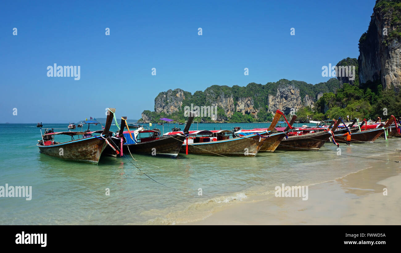 traditional thai longtail boat on railey beach Stock Photo - Alamy