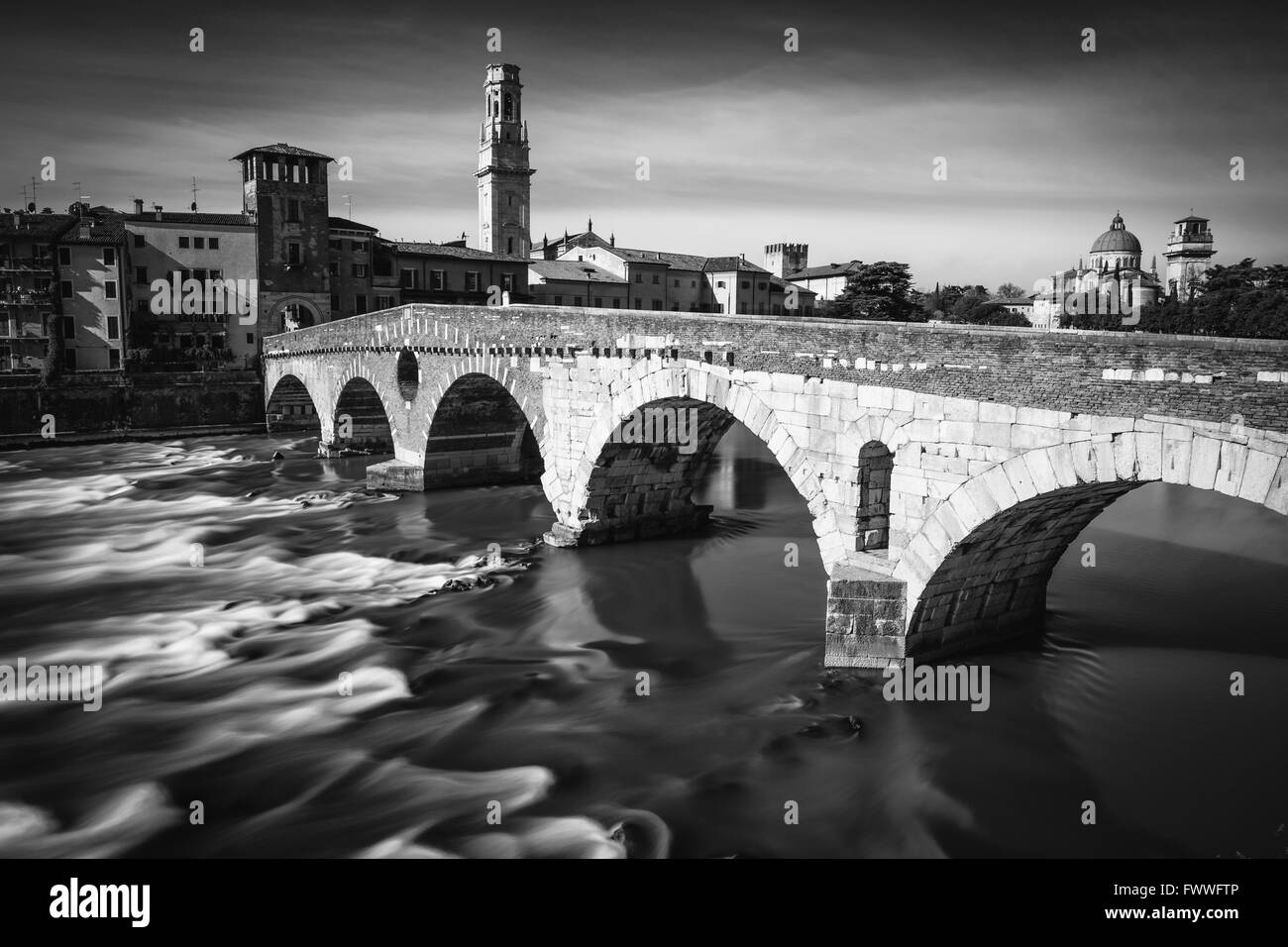 Old stone arch bridge crosses hi-res stock photography and images - Alamy
