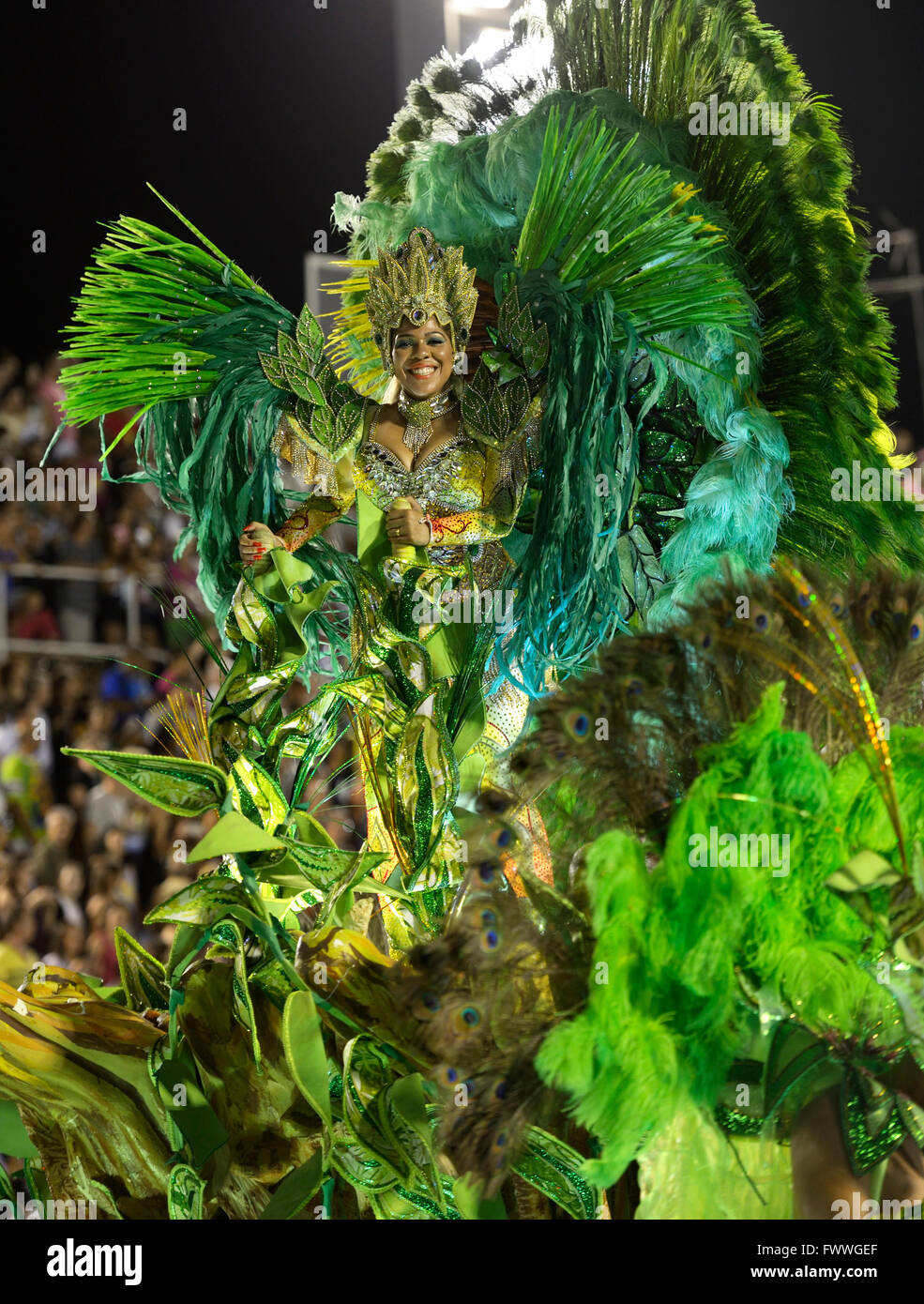 Samba Dancer on a allegorical float, parade of the samba school ...