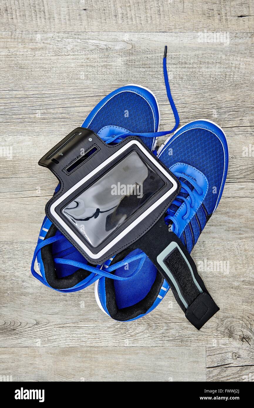 A studio photo of a sports arm band Stock Photo - Alamy
