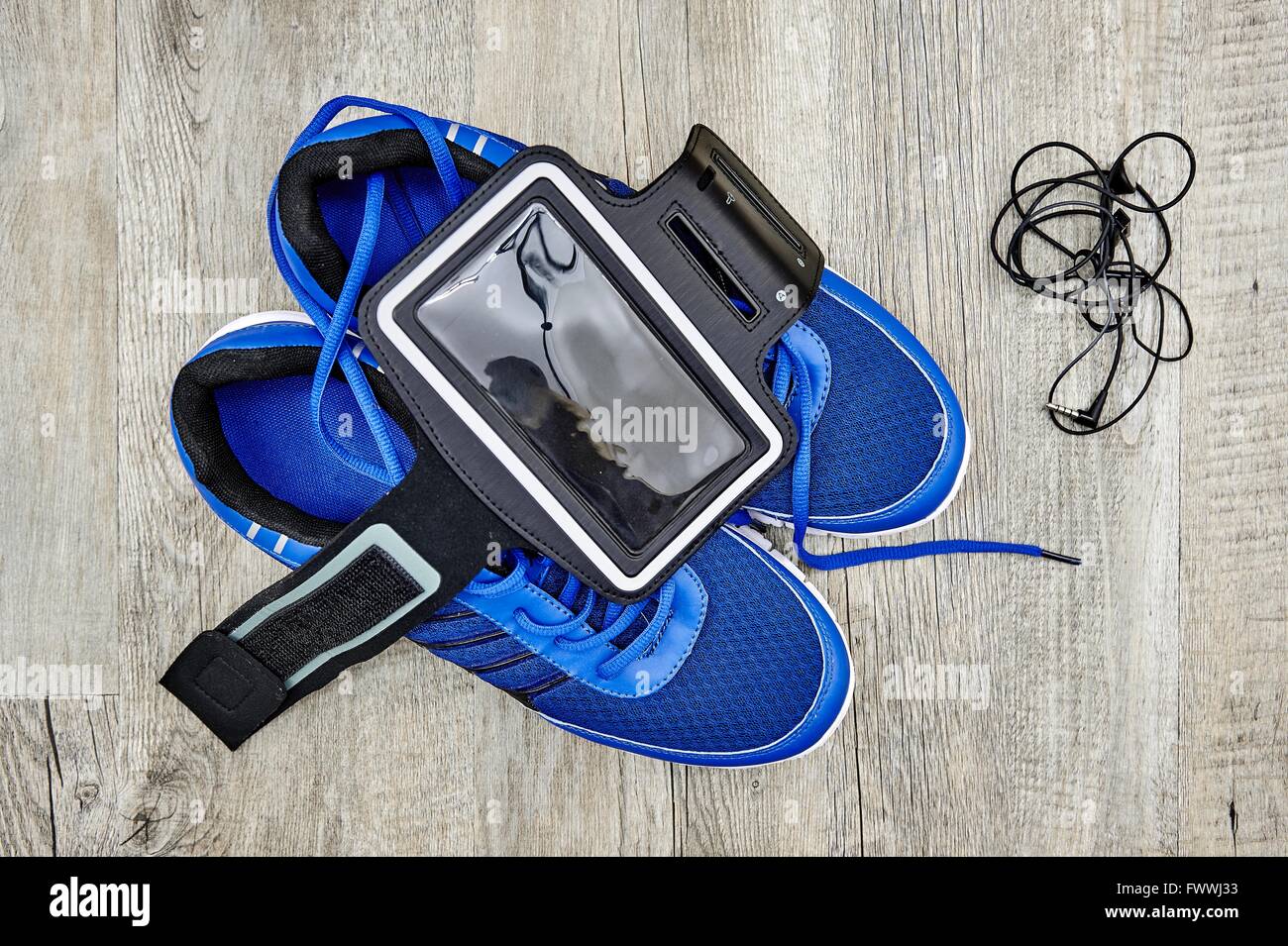 A studio photo of a sports arm band Stock Photo - Alamy