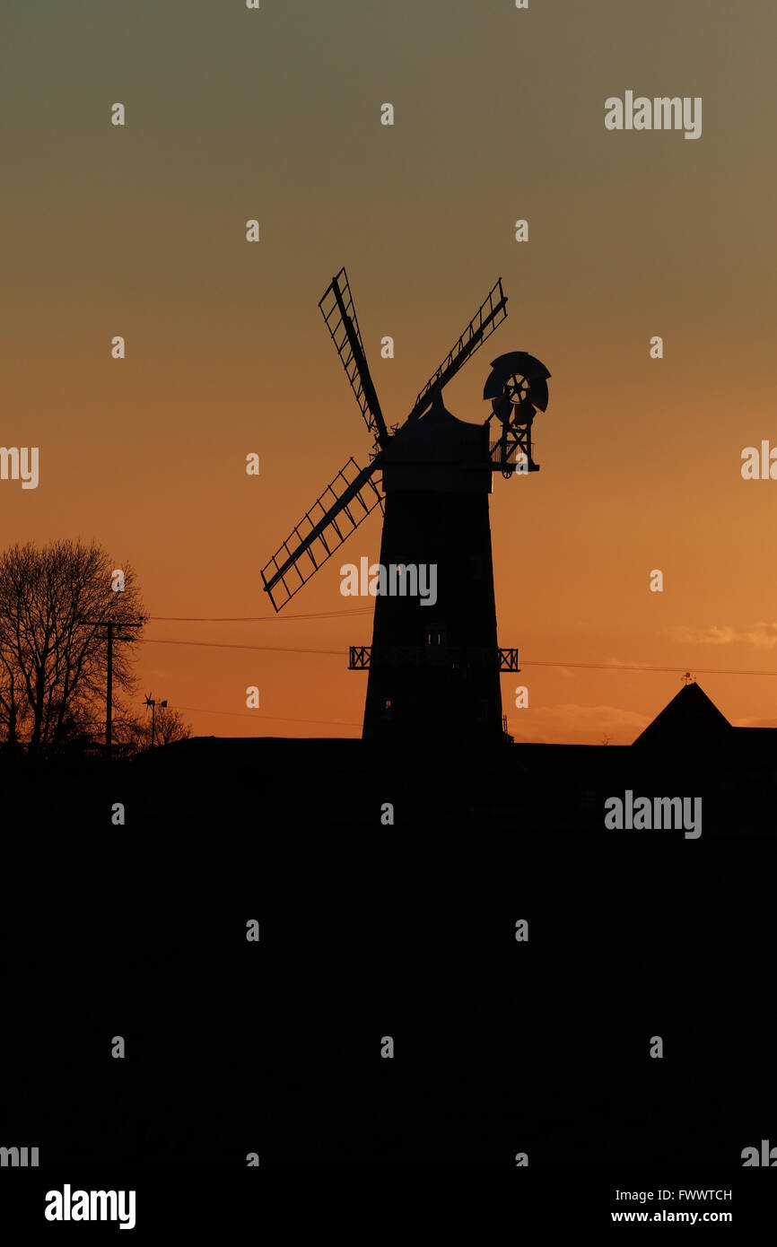 Great Bircham, Norfolk, UK. 6th April, 2016. UK Weather: The windmill ...