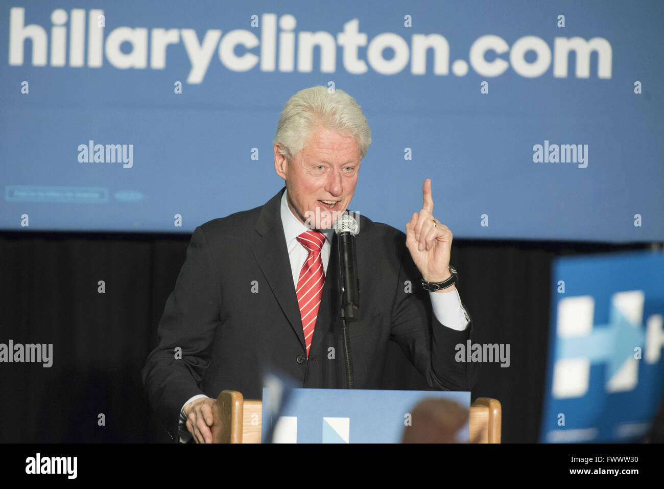 Philadelphia, Pennsylvania, USA. 7th Apr, 2016. Former President, BILL ...