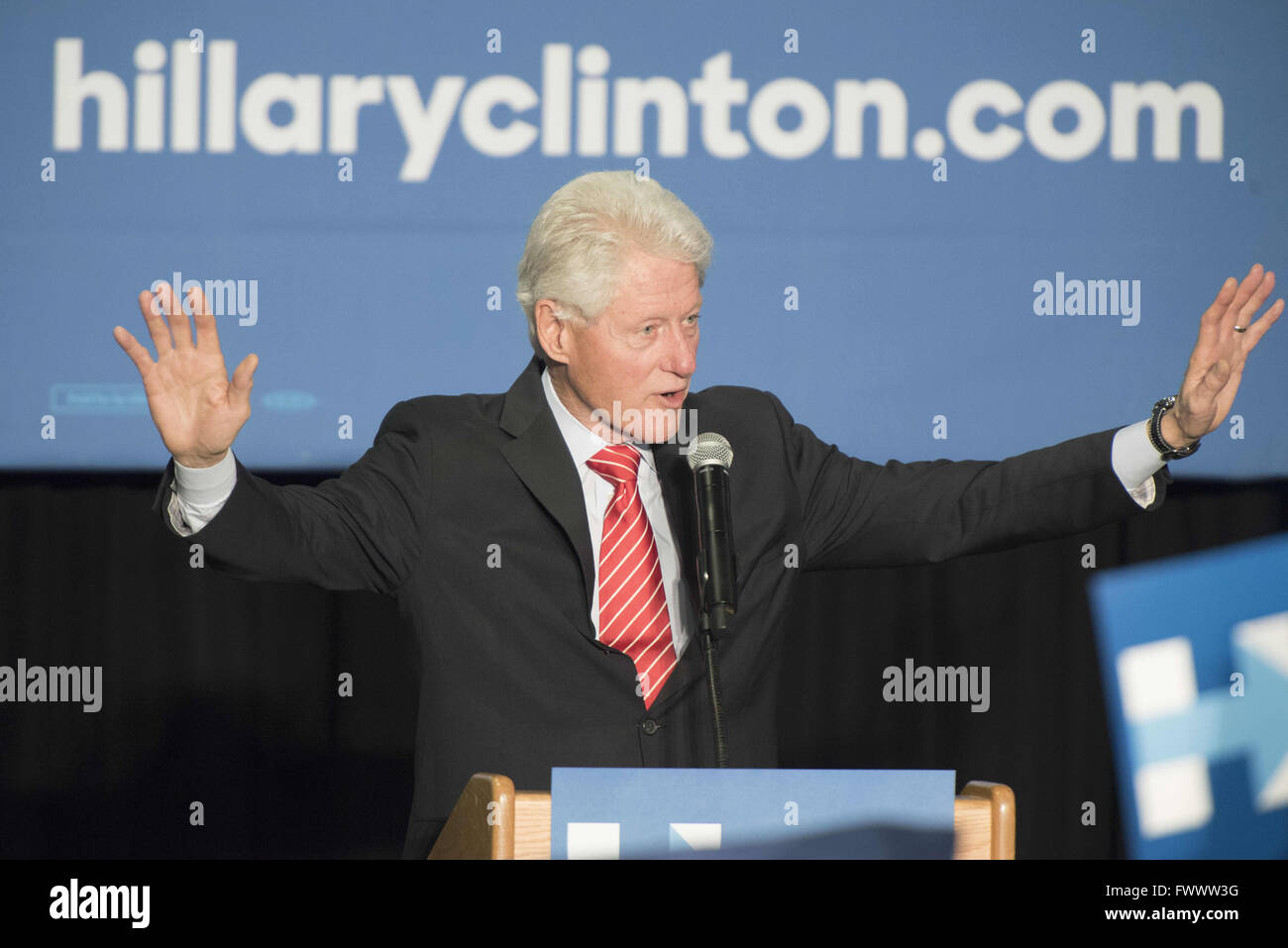 Philadelphia, Pennsylvania, USA. 7th Apr, 2016. Former President, BILL ...